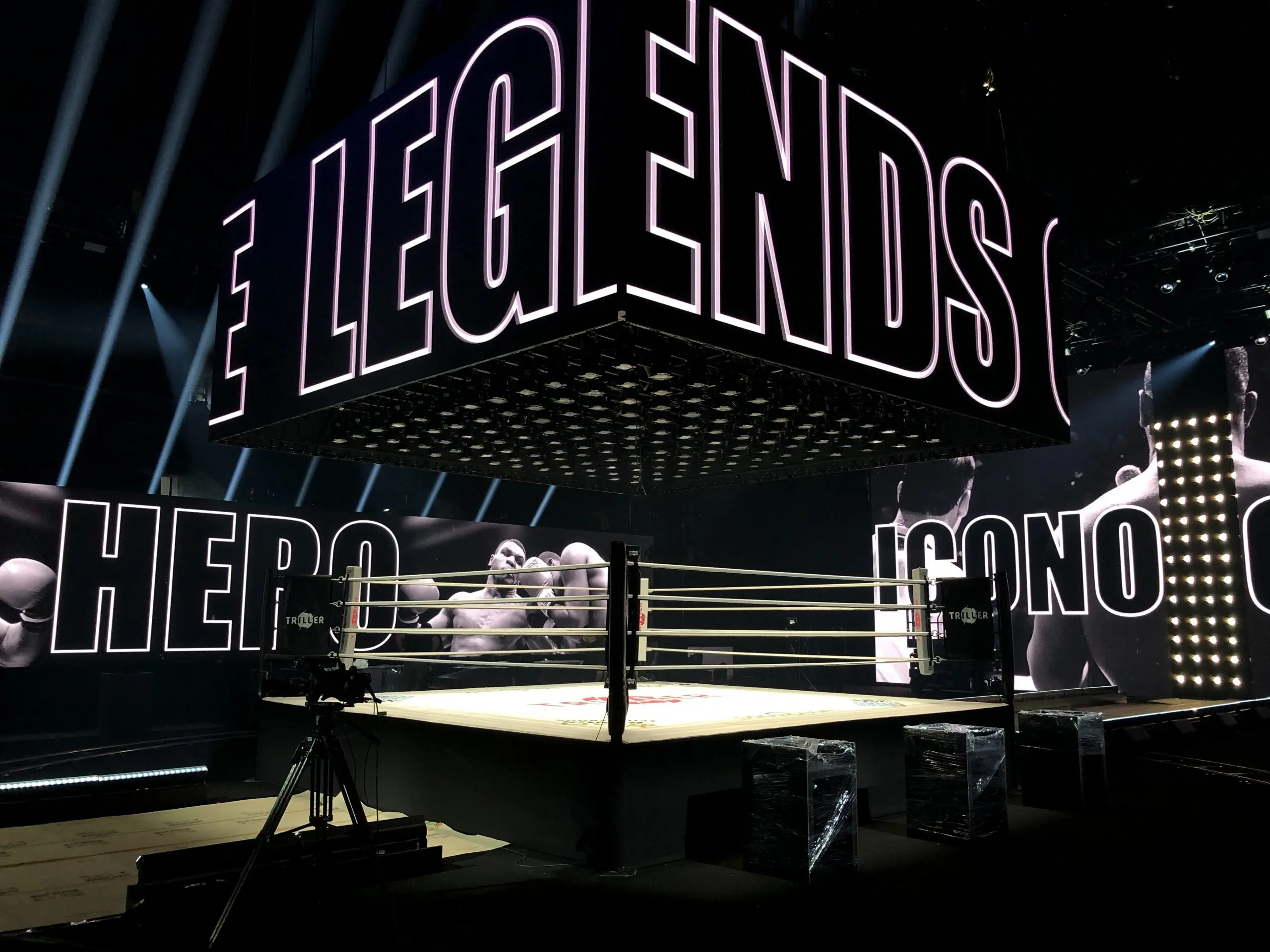 Mike Tyson's Legends Only League - SenovvA